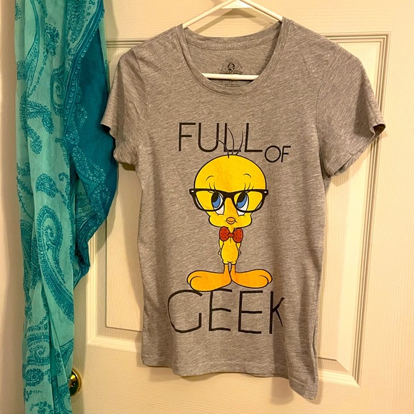 Warner Bros. | Tops | Looney Tunes Tweety Bird Tshirt | Poshmark